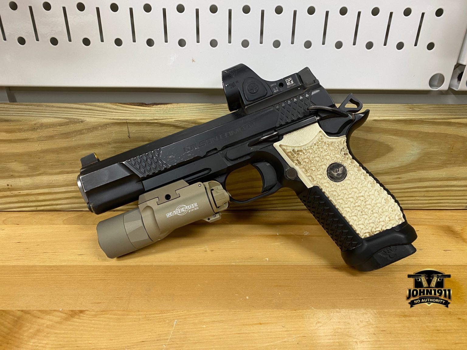 Surefire X300u FDE - John1911.com Gun Blog